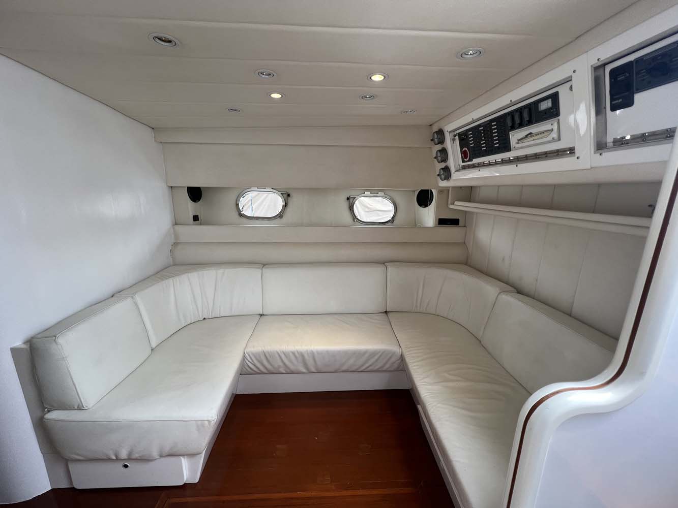 Baia 50 Express For Sale | Blue Lagoon Marine | Used Boats For Sale Poole