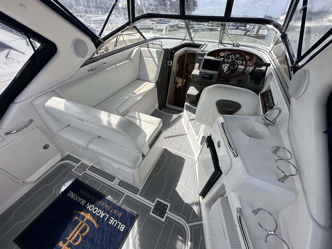 Regal 2860 Window Express For Sale | Blue Lagoon Marine | Used Boats ...