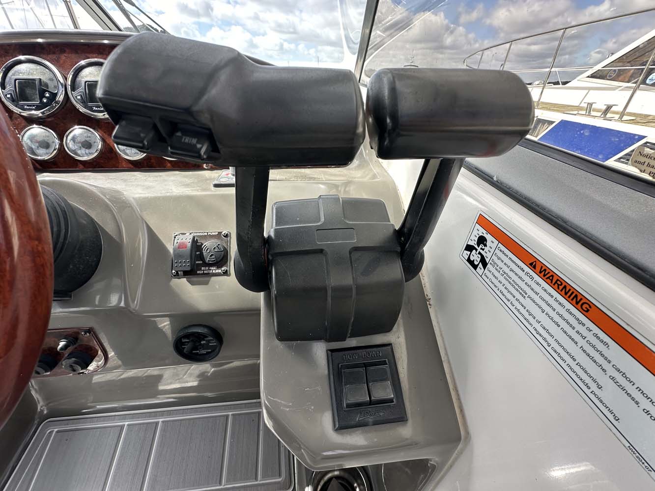 Regal 2860 Window Express For Sale | Blue Lagoon Marine | Used Boats ...
